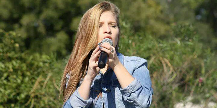 Devin Banda hospitalized after suffering seizure – Tejano Nation