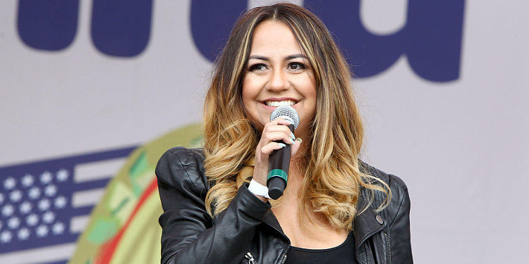 Patty Rodriguez: How she got MAC to create the Selena collection [VIDEO ...