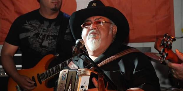 Conjunto legend Nick Villarreal passes away at 66 – Tejano Nation