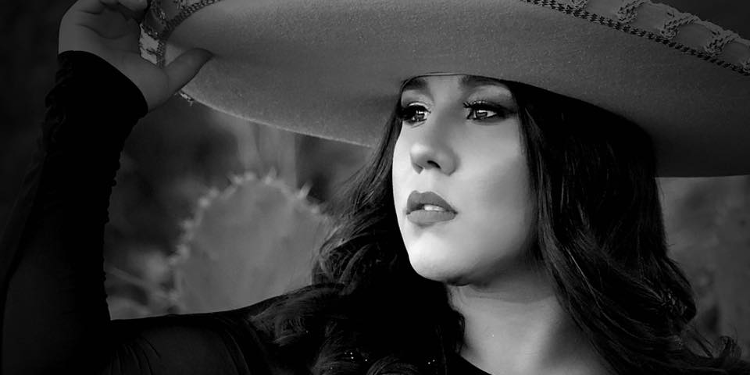 Sarah Monique releases Mariachi-filled ‘Esta Noche Te Olvido’ album ...