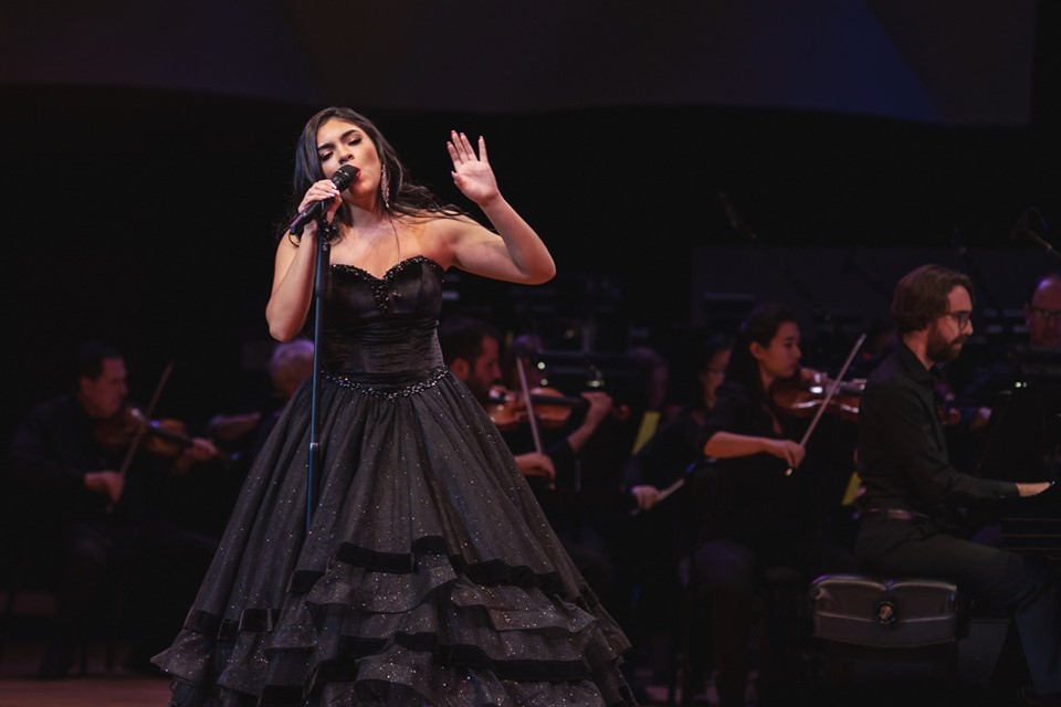 Isabel Marie performs music of Selena with Colorado Symphony [PHOTOS ...