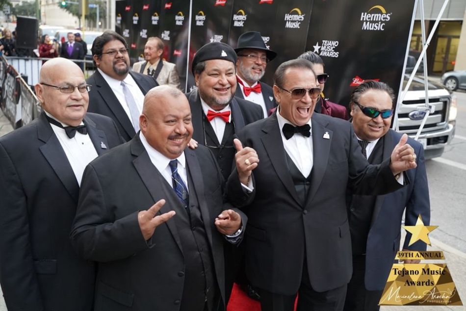 Latin Grammy winners Roger Velasquez & The Latin Legendz on TMA ...
