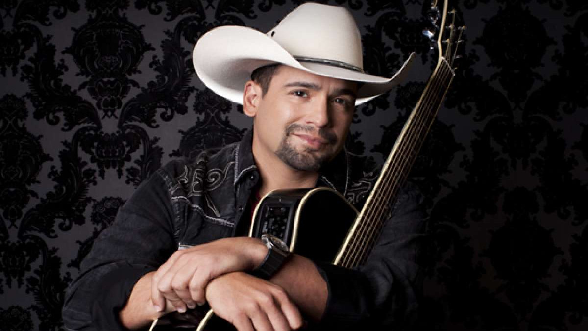 Bobby Pulido opens up about his life and music in exclusive interview ...