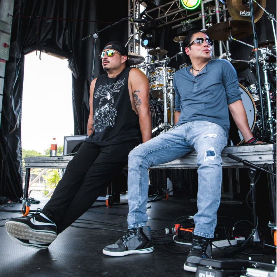 Chris Perez launches new record label, Blue Mariachi, signs first ...