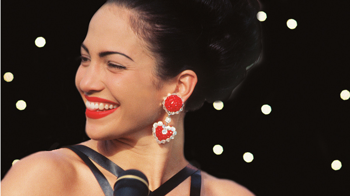 ‘Selena’ returns to theaters for the 25th anniversary of the iconic ...