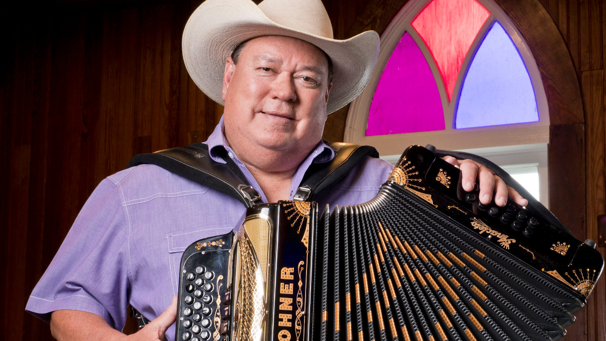 Lead vocalists for David Lee Garza Y Los Musicales ranked in debatable ...
