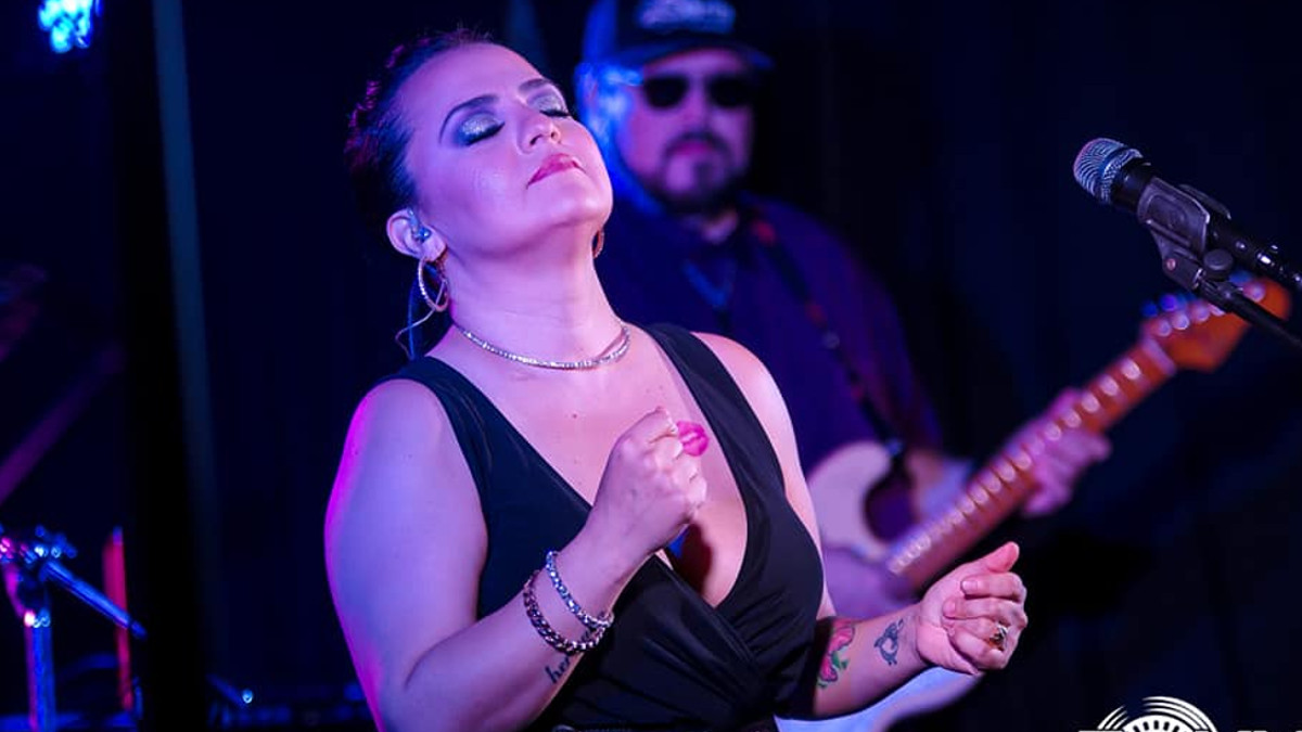 shellylares_1200x675 – Tejano Nation