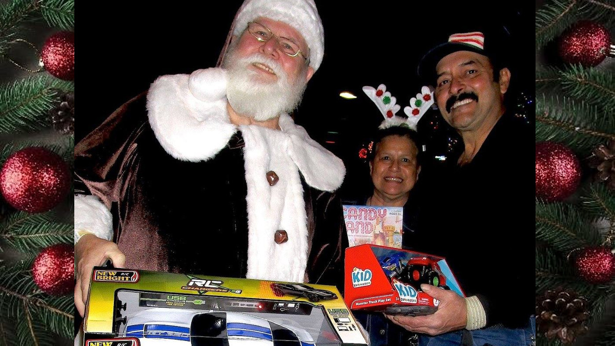 Austin Tejano Music Coalition collects 900 toys for Brown Santa with ...
