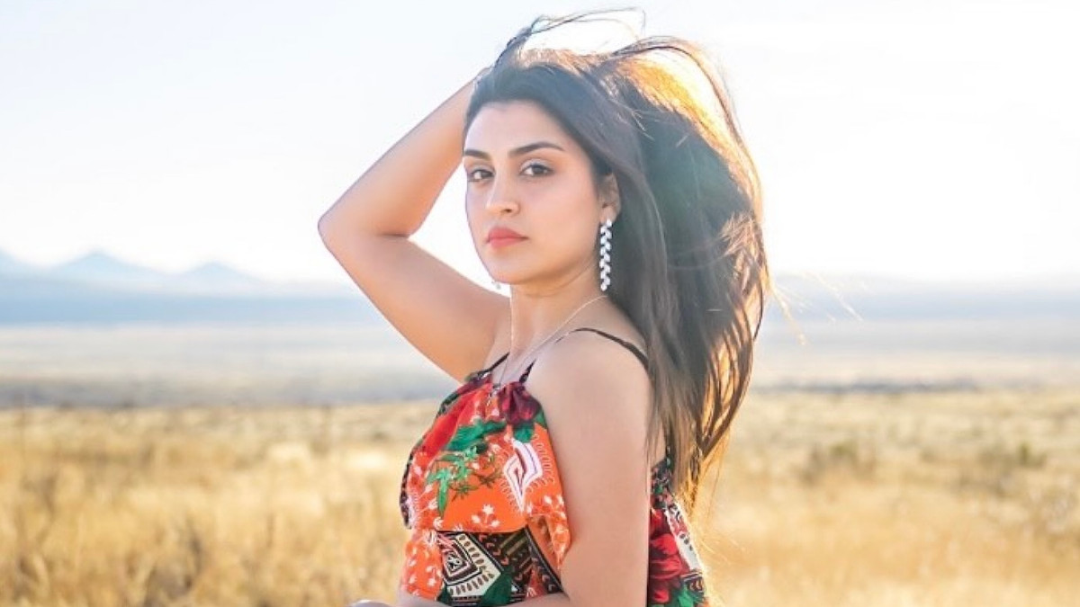 Keana debuts with Shelly Lares-produced ‘Superhéroe’ – Tejano Nation