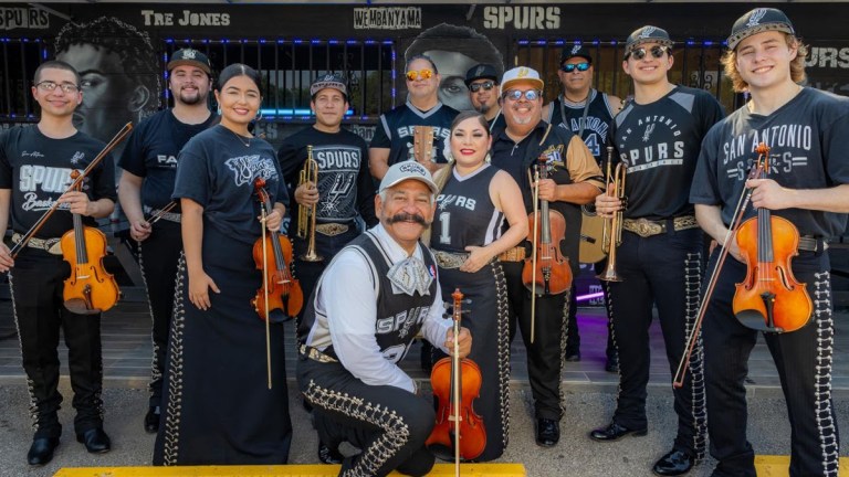 Mariachi Campanas de América Rally Spurs Fans with Wembanyama Anthem ...