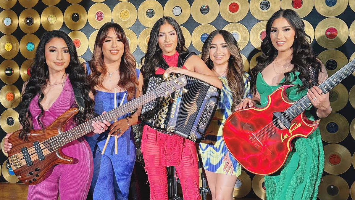 Las Fenix premiere music video for romantic cumbia ‘333’ – Tejano Nation