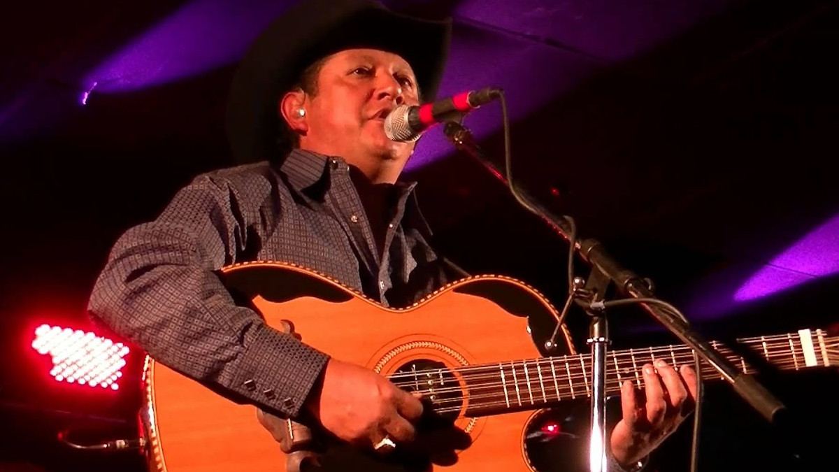 Pre-Thanksgiving Dance with Marcos Orozco, Erick Y Massore, and Lazaro ...