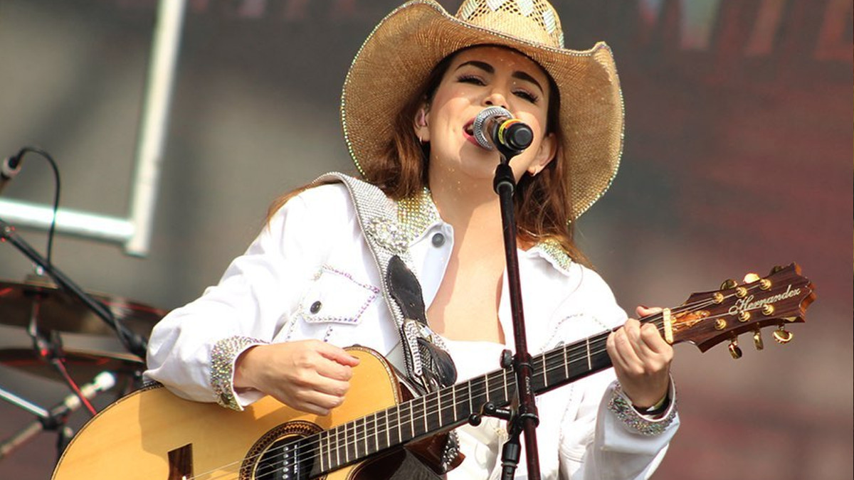 Laura Denisse chats Tejano Music Awards nominations and performance ...