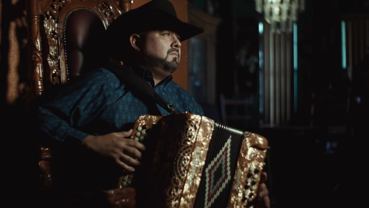 Lucky Joe Releases Heartfelt Tribute with ‘Querido Papá’ Music Video ...