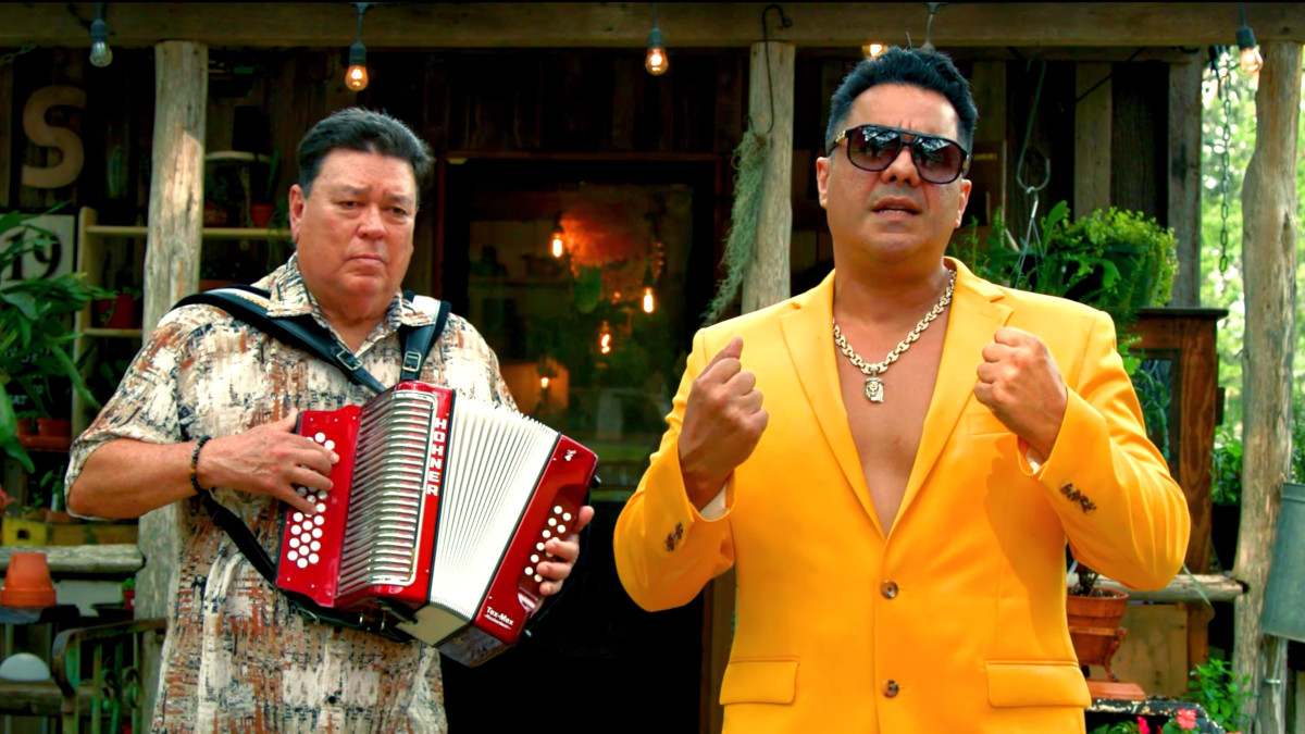 Tortilla Factory Premieres ‘Prieta Linda’ Video Featuring David Lee ...