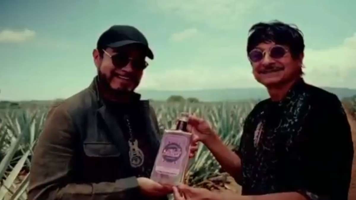 La Mafia Launches Their Own Brand of Tequila – Tejano Nation