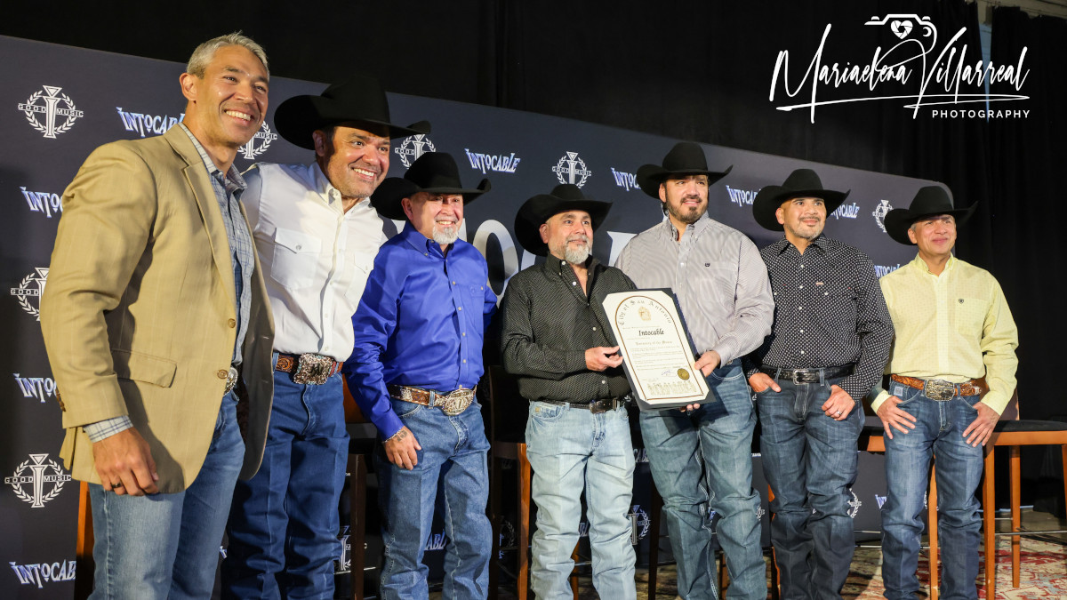 Intocable Celebrates Historic 21st Regional Mexican Airplay Chart ...