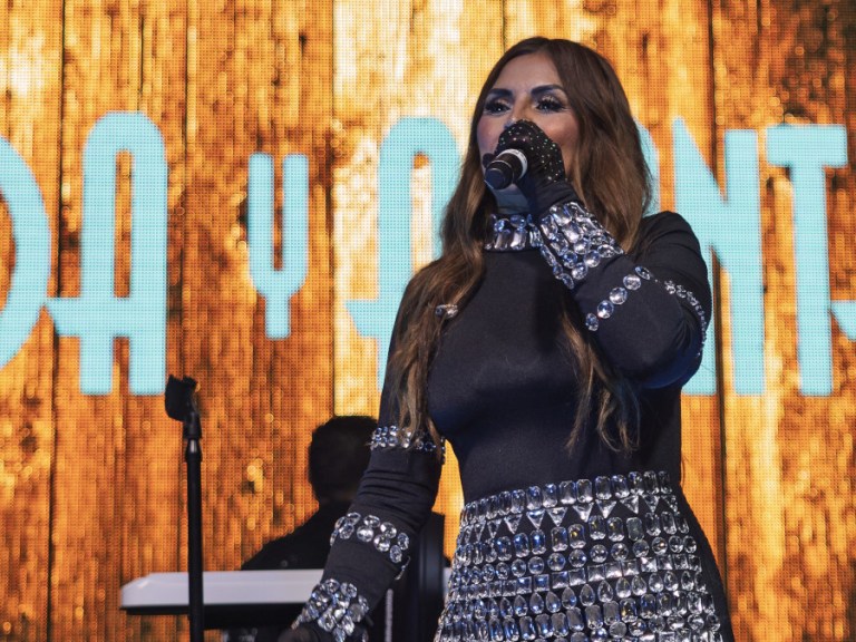 Elida Reyna Adds More Dates to Farewell Tour 2025 – Tejano Nation