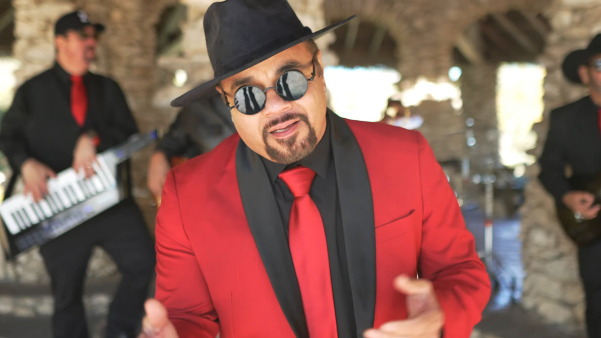 Ricardo Castillon Y La Diferenzia Premiere Music Video for ‘Preciosa ...