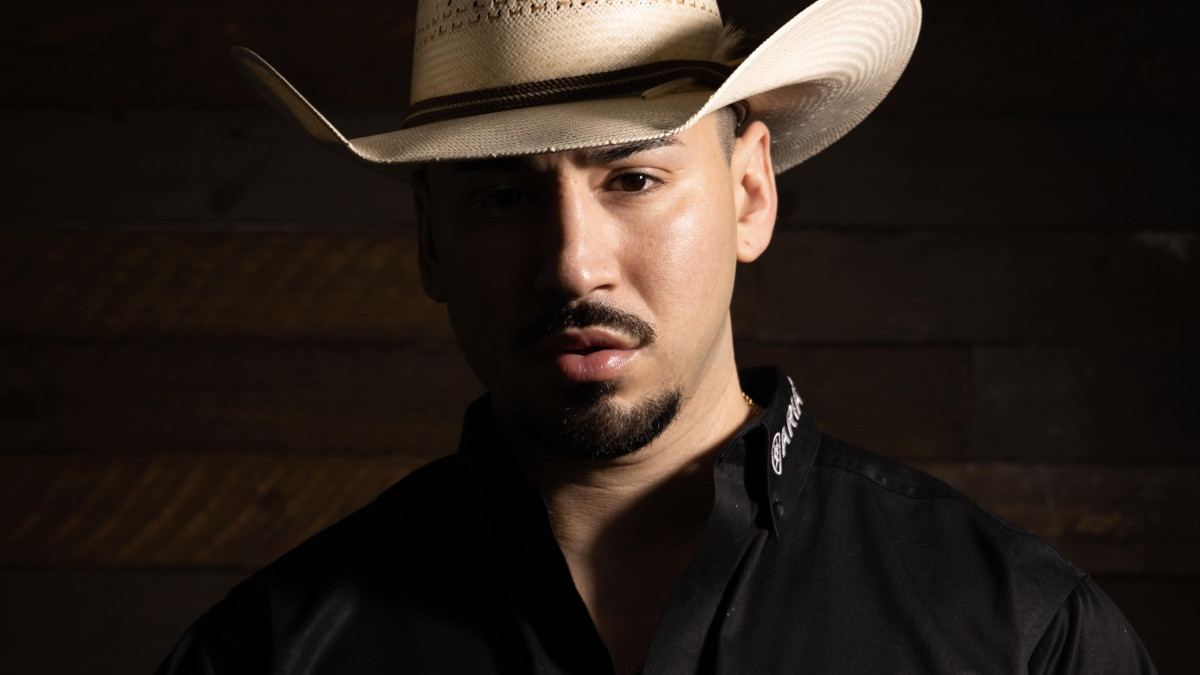 Eric Lee Showcases His Emotional Side with New Ballad ‘Pacifico ...