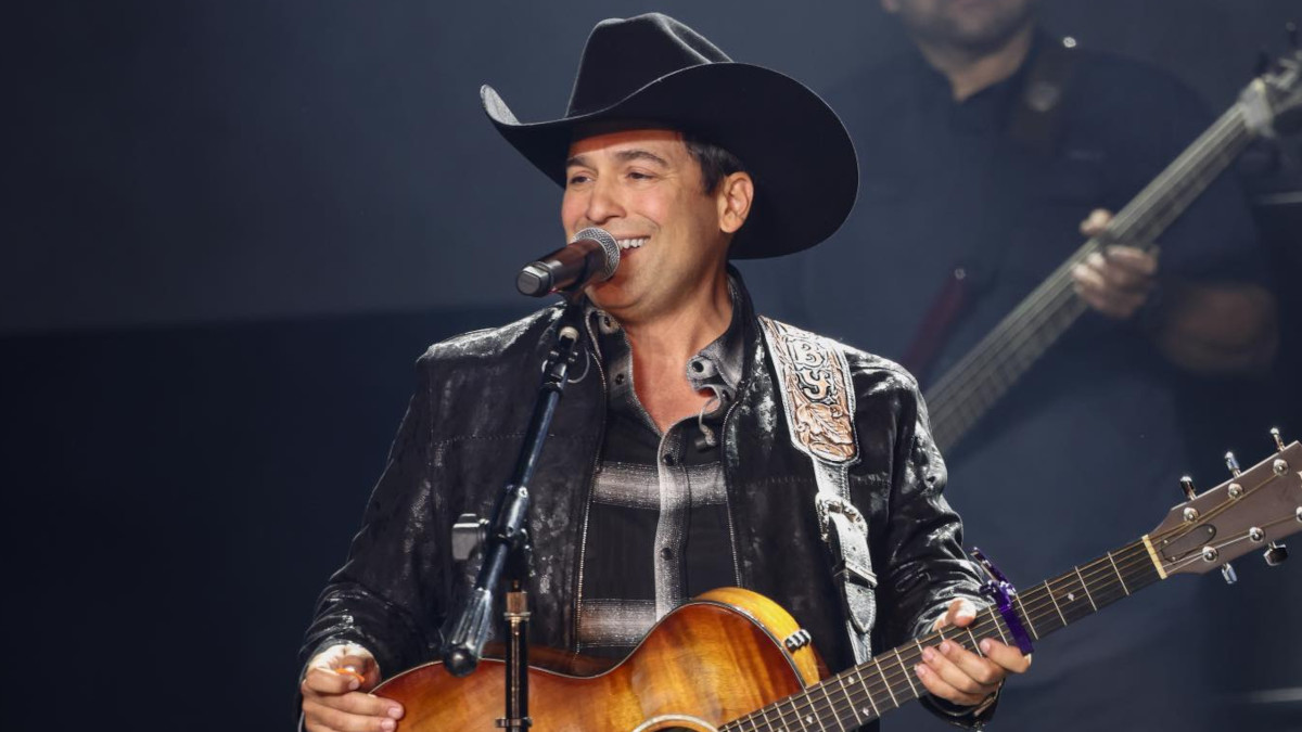 Bobby Pulido Takes First Step Toward Congressional Run – Tejano Nation