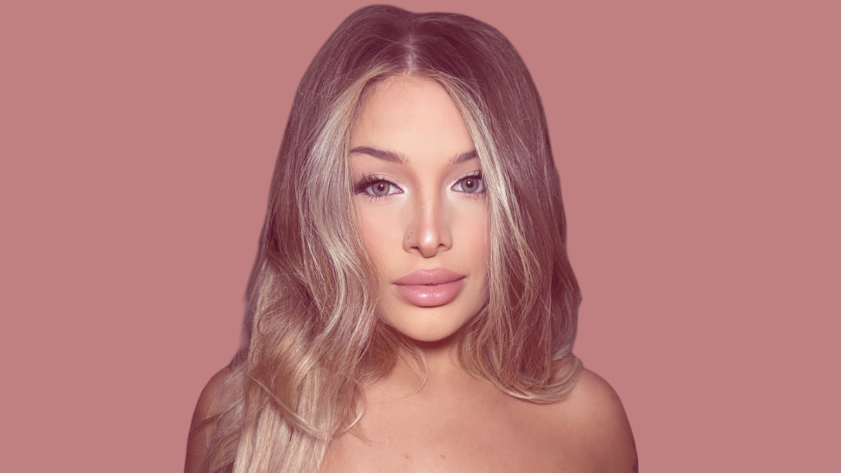 Devin Banda Celebrates Her 30th Birthday with the Release of Festive ...