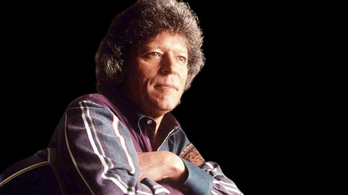 Texas Music Legend Johnny Rodriguez Passes Away at 73 – Tejano Nation