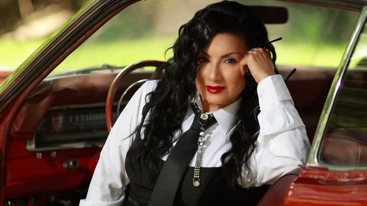 Angelica y Moneda Share LAMC Experience, New EP La Casa de Moneda, and ...