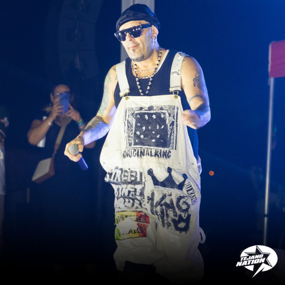 PHOTOS: Cowboy Cumbia Tour at South Padre Island on Fourth of July ...