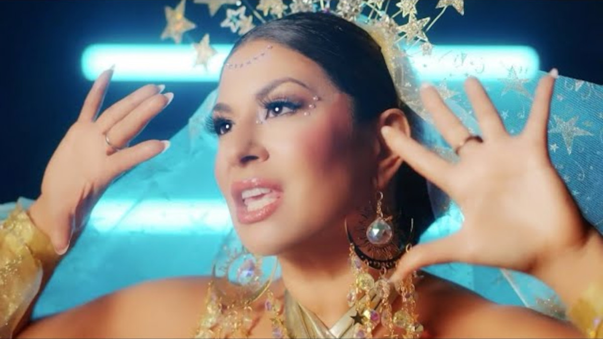Magali Delarosa Premieres Stunning Visual for ‘Bajo La Luna’ – Tejano ...
