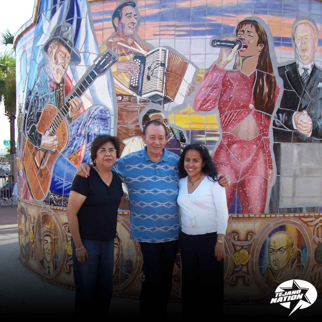 Remembering Flaco Jimenez: A Global Tejano Icon Who Shared His Life ...