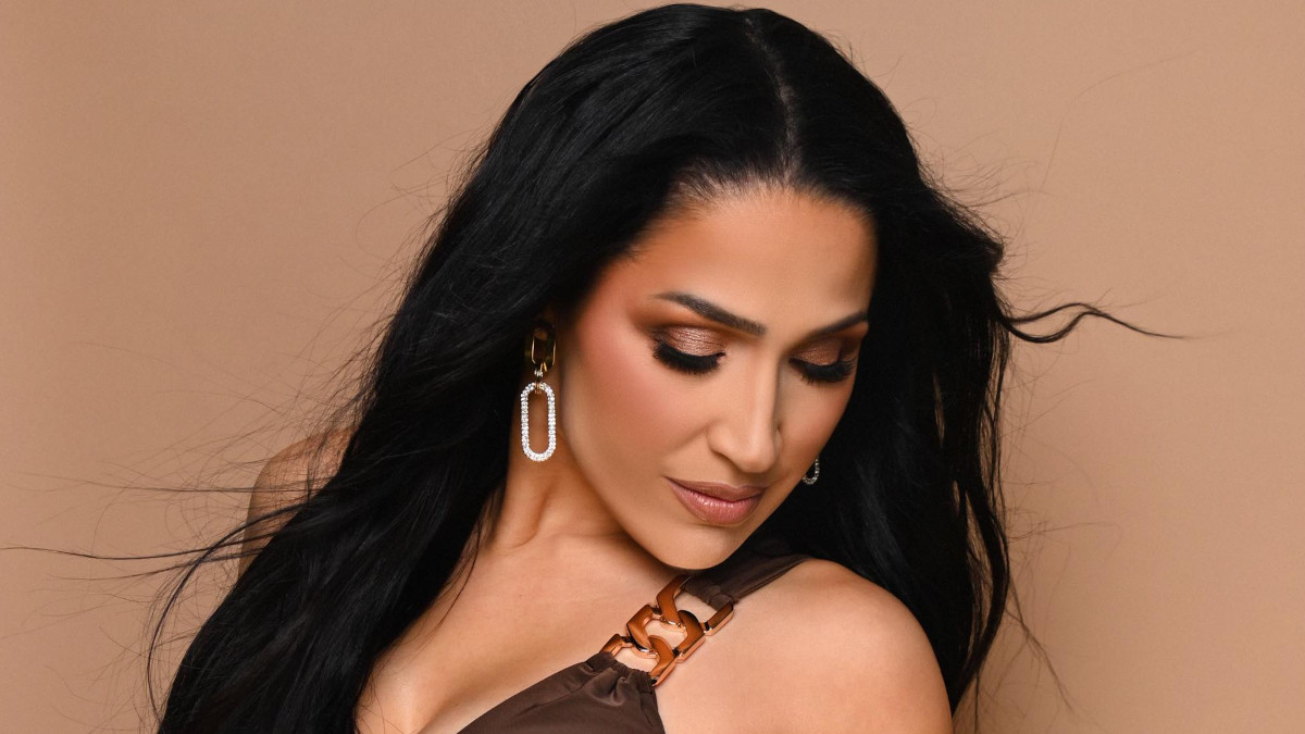 Jennifer Peña Drops Teaser of New Single ‘Atada’ To Be Released ...