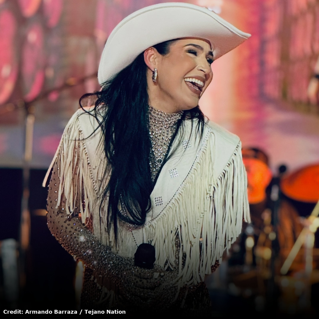 Apple Music Reveals Rumored Setlist For Jennifer Peña’s El Camino Tour ...