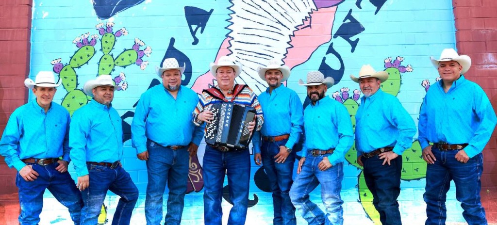 Freddie Records Reveals Tracklist & Presave for David Lee Garza y Los ...