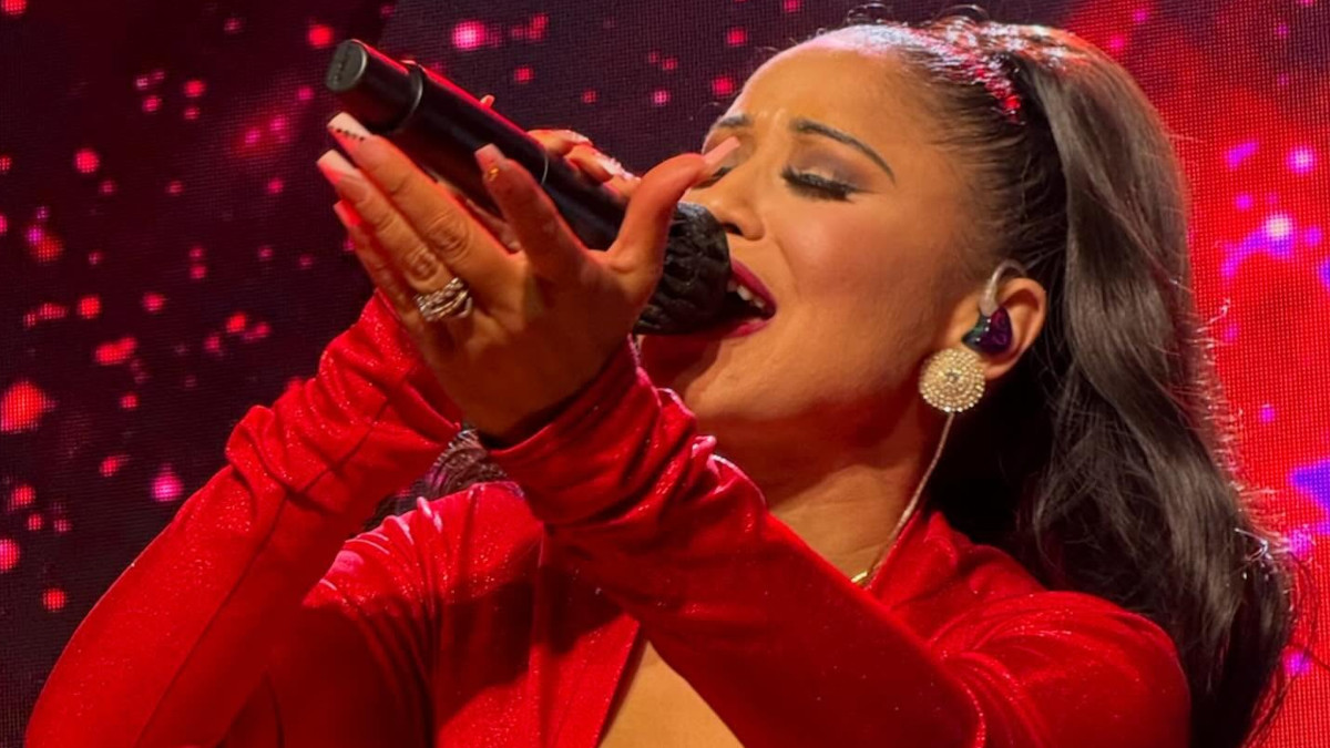 Amanda Solis Premieres Official Music Video for Infectious Cumbia ‘Mi ...